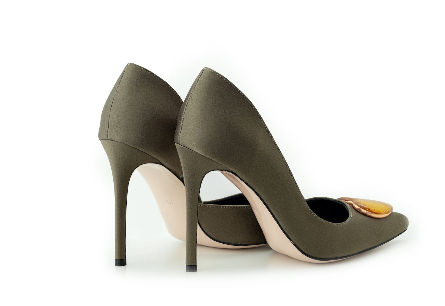 Mad in Love Olive w 24k gold accessories – Mad Shoes